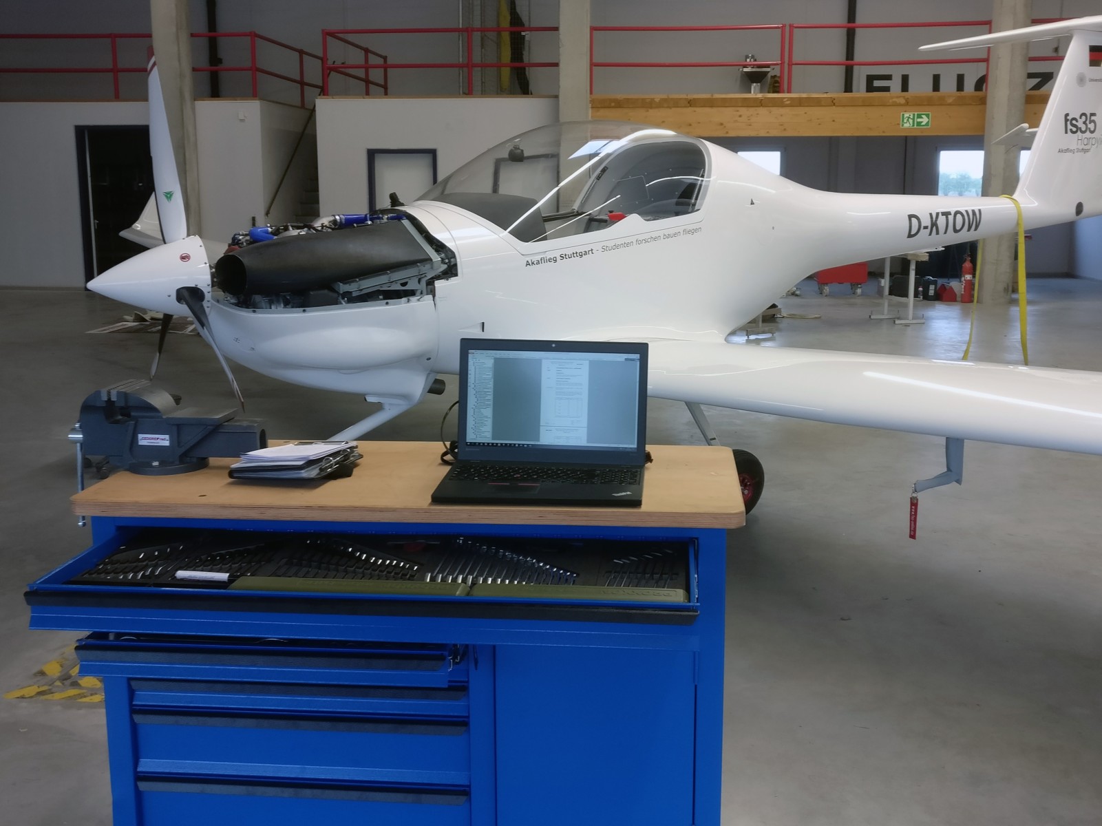 Ein Werkstattwagen für die fs35 - Akaflieg Stuttgart